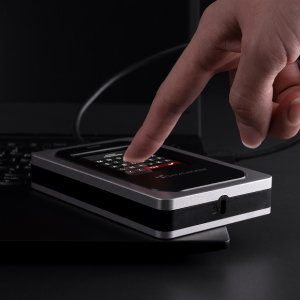 DataLocker DL4 FE: military-grade USB drive with ‘nuclear’ device ...